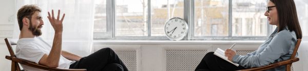 Fiche métier psychologue : missions, études, salaire | Mes-Allocs.fr